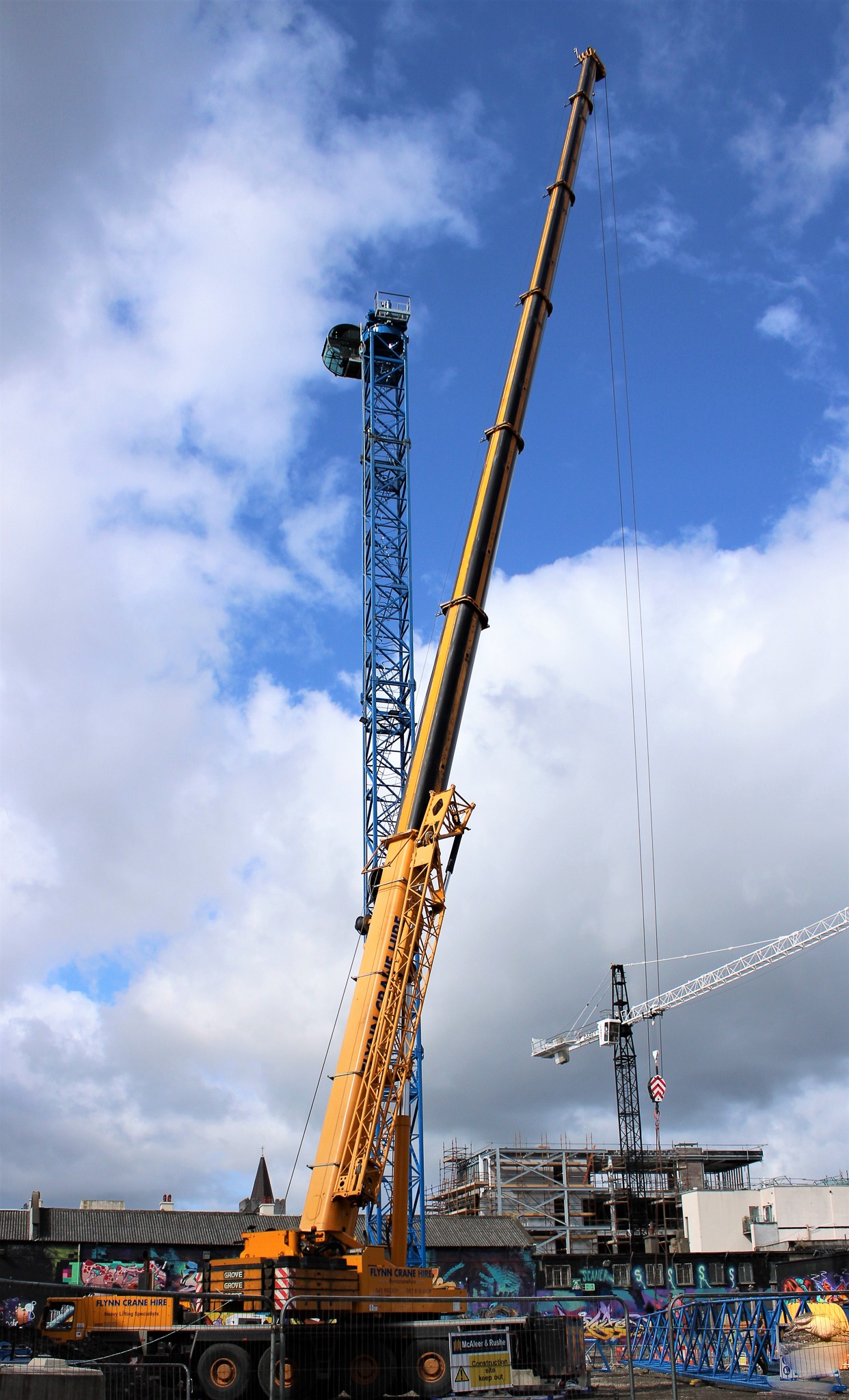 Flynn Crane Hire - Fleet of Mobile Cranes, Self Erecting Cranes and ...